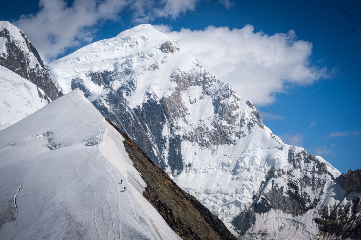 Spantik Peak Climbing Expedition - Climb a 7000 meter peak!
